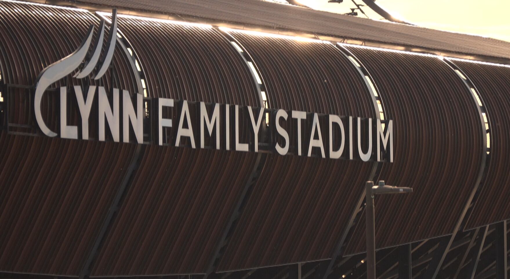 ‘We pay to park here’: Several fans report car break-ins at Lynn Family ...