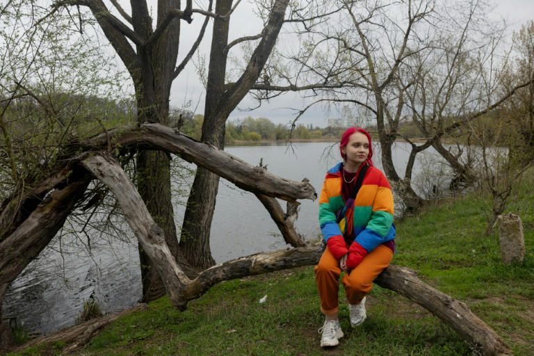 Ukrainian haiku poet finds small miracles in war