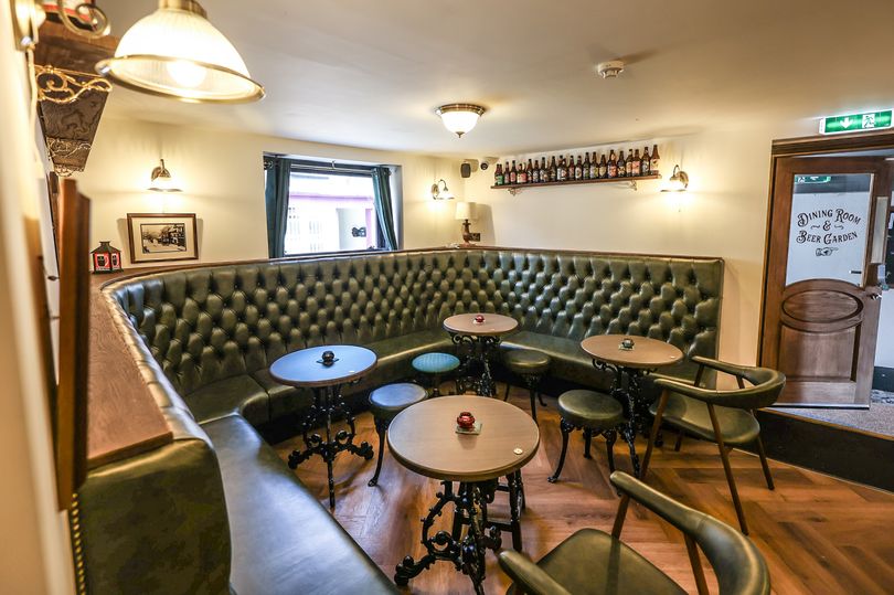 New Cheshire town centre pub opens with dining room selling oysters