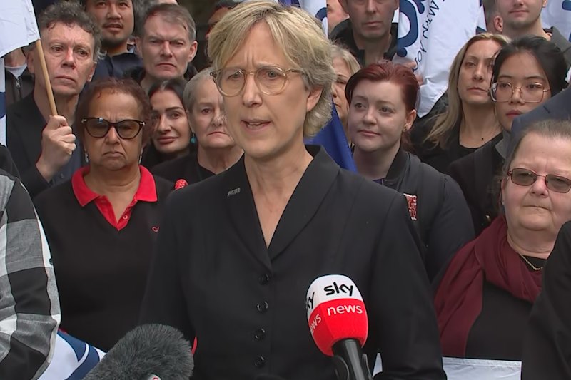 Government denies minimum wage increase will risk rate hike