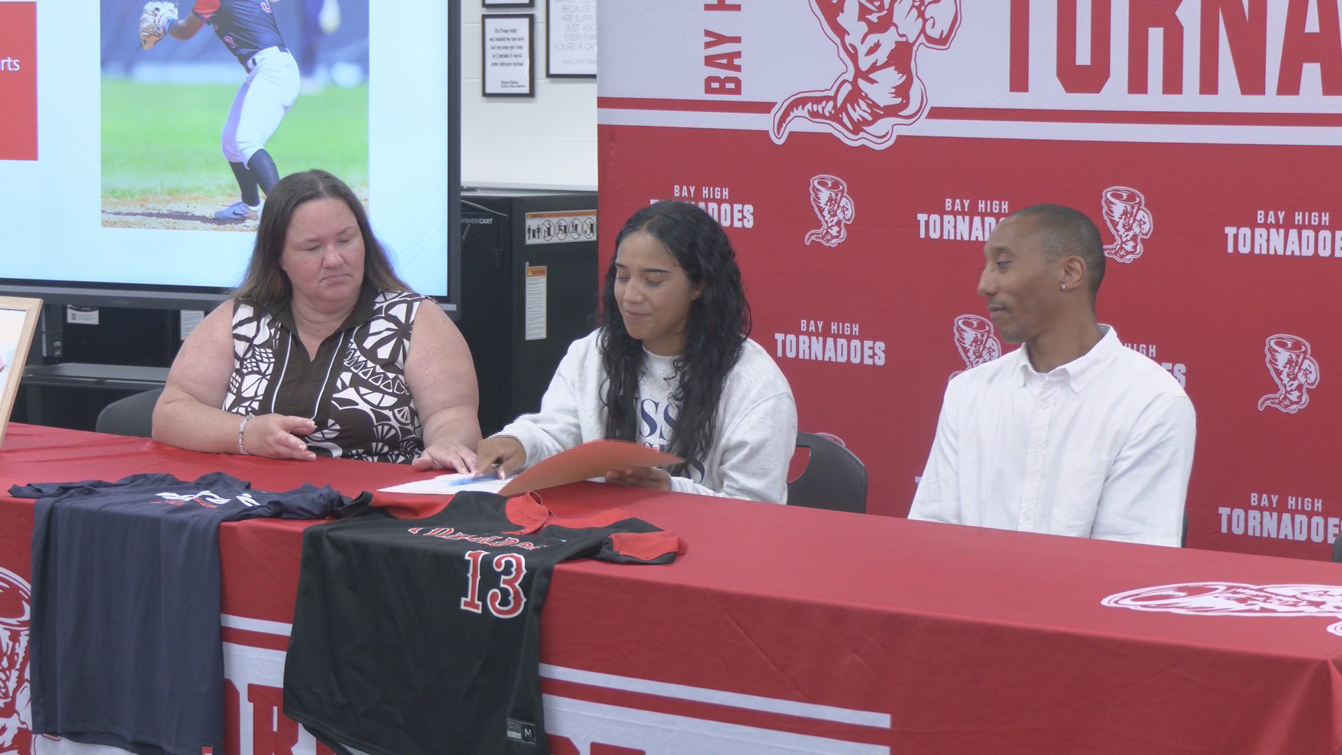 Bay's McKenna case puts pen to paper