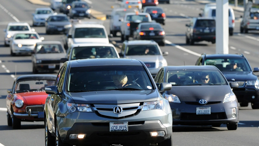 14 frustrating car features drivers dislike