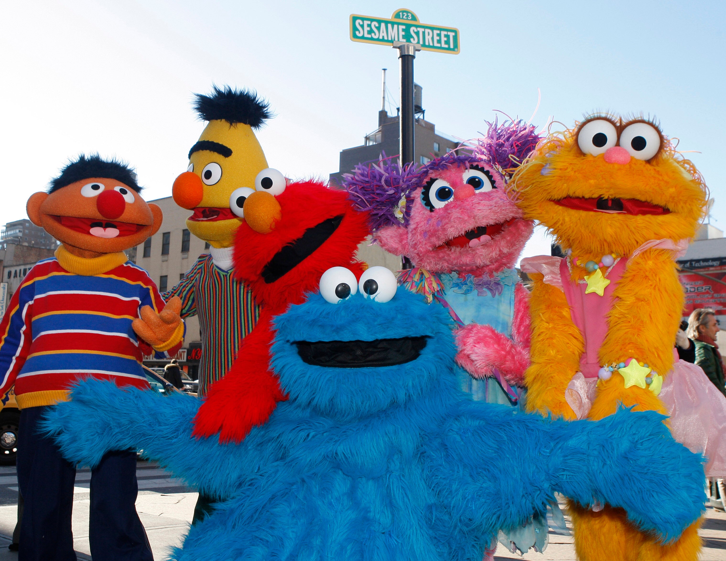 People with pride went after the trolls who dared to diss 'Sesame Street'