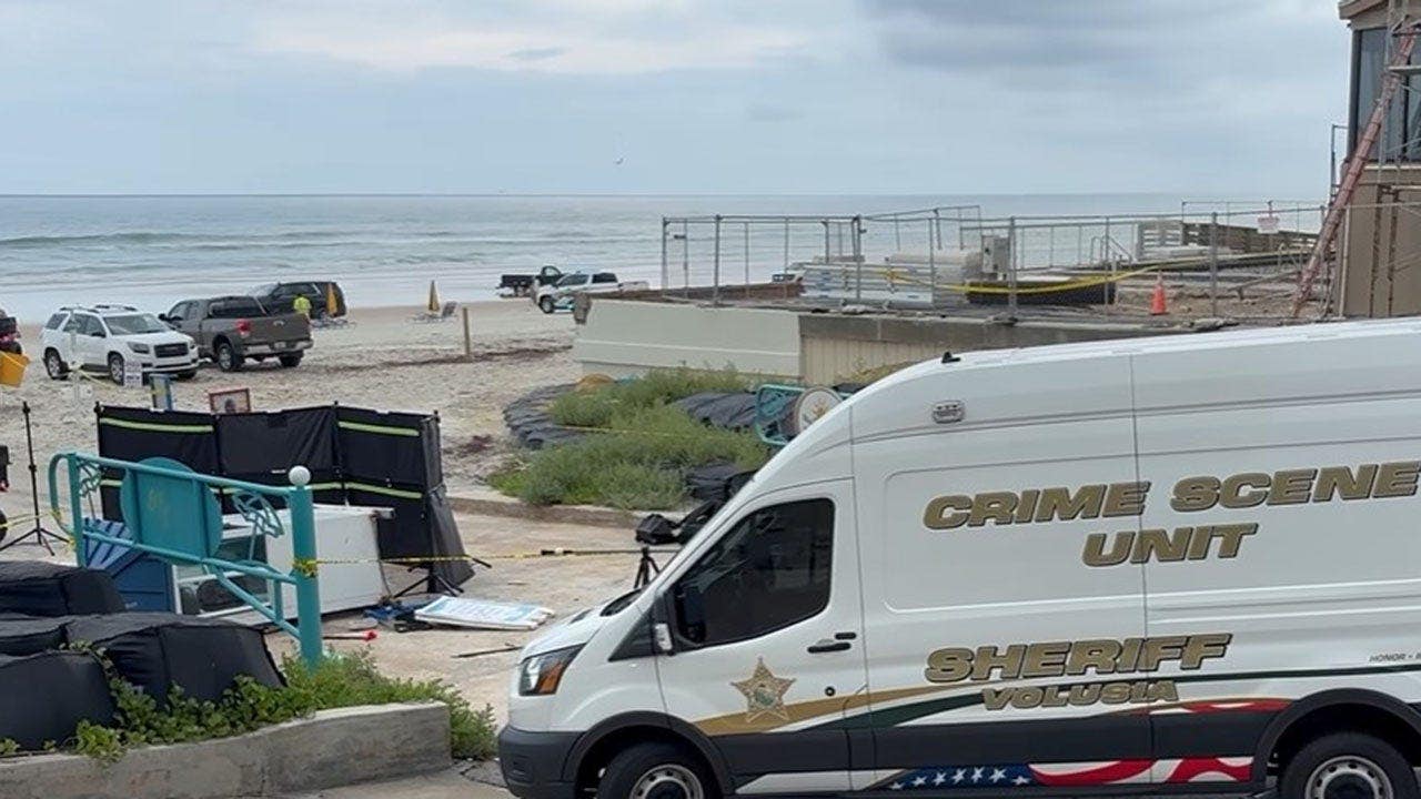 Florida beach toll booth worker killed after driver rams structure ...