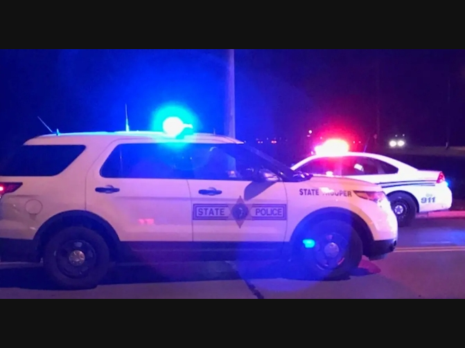 I-80 shut down near Minooka, Illinois State Police take over the ...