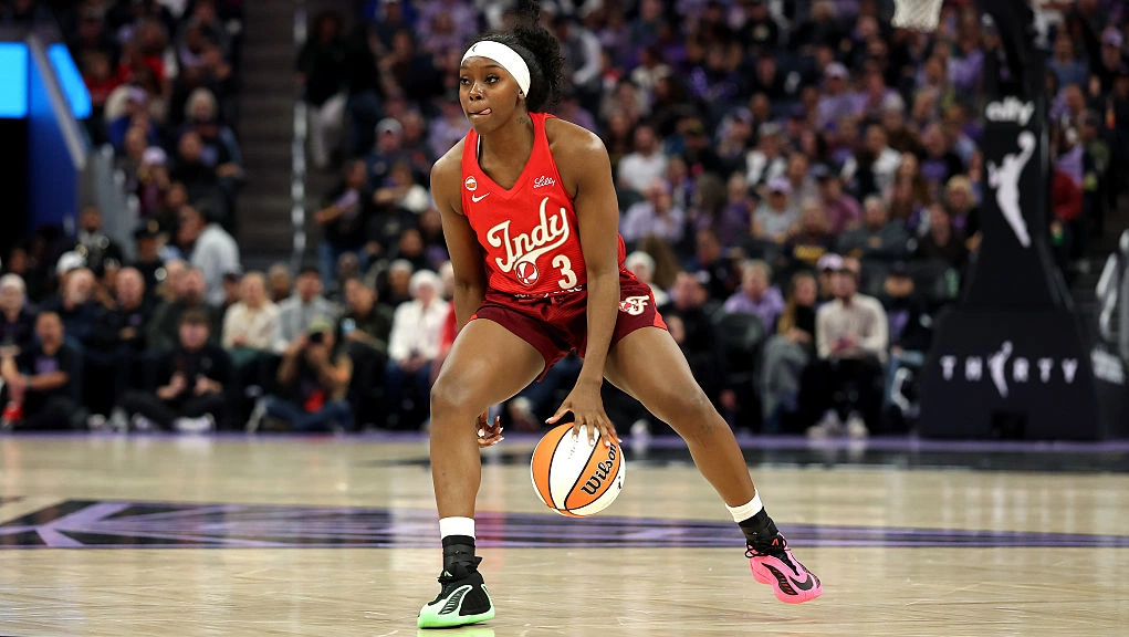 Clark backs rookie Johnson as Fever face key stretch