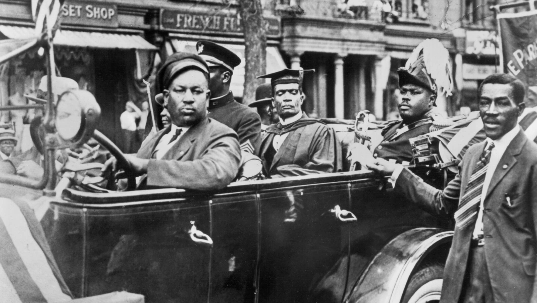 14 colorized windows into the Roaring Twenties