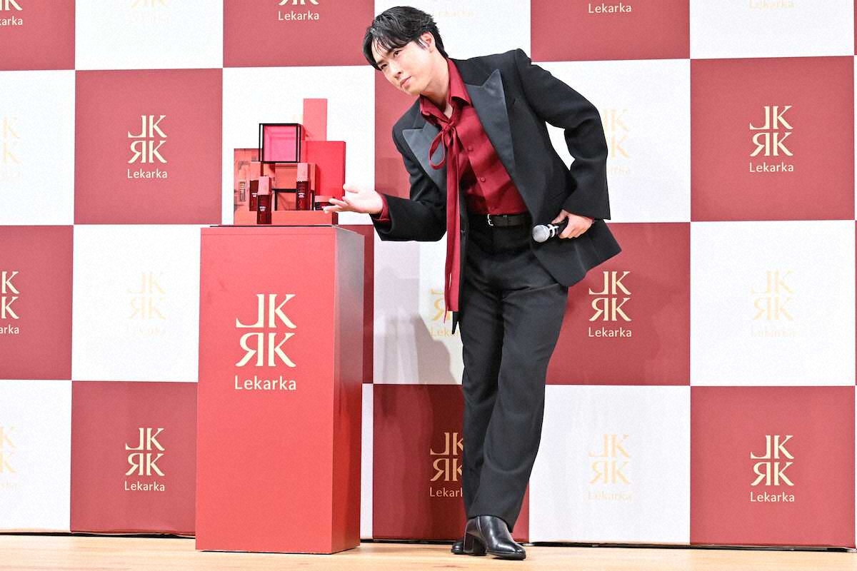 Snow Man宮舘涼太 “舘様”は「起きた瞬間からショータイム」