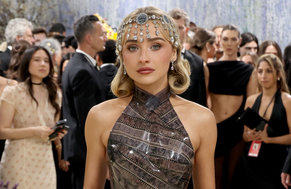 Sabrina Carpenter files for restraining order against a man she ...