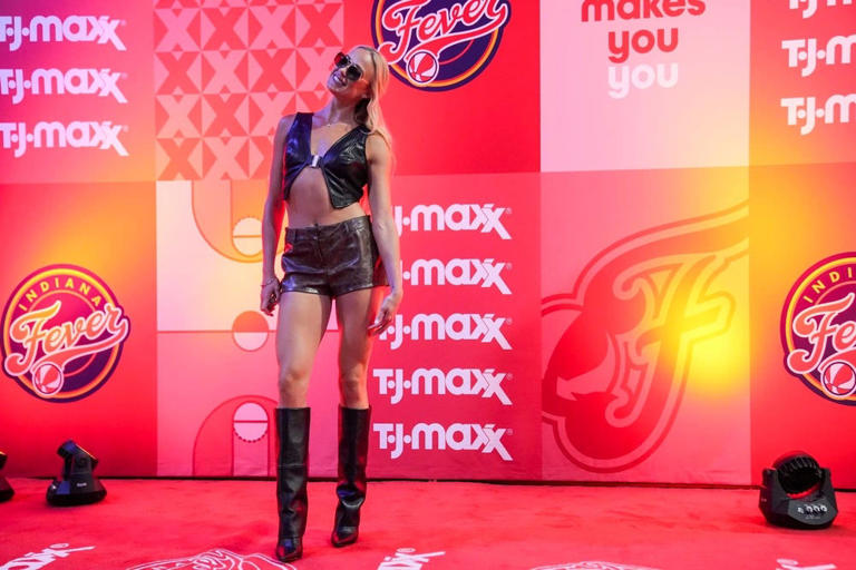 Sophie Cunningham turns heads with 10 stylish looks fans love