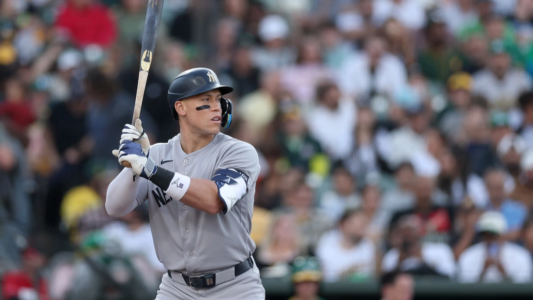 Aaron Judge faces fan scrutiny despite Yankees' strong position