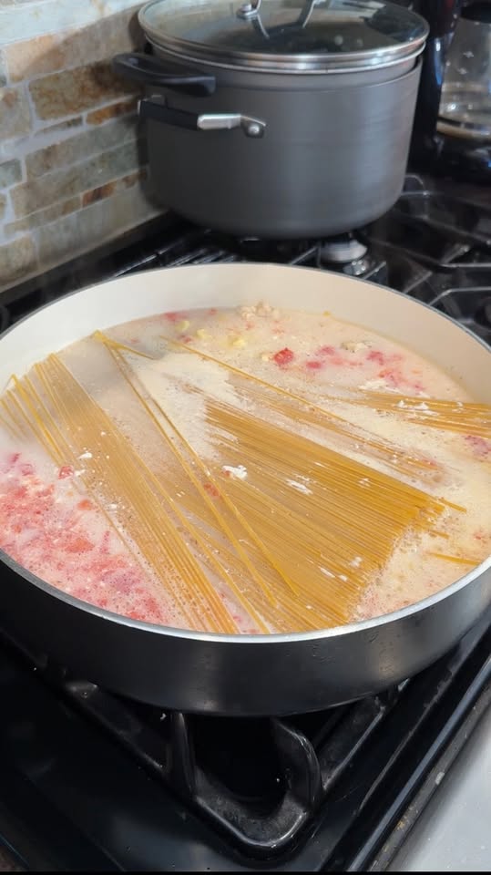 Creamy one pot chicken spaghetti made easy