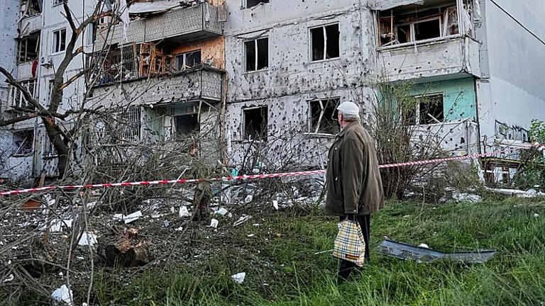 Massive overnight Russian missiles rock Ukraine, killing at least 18 ...