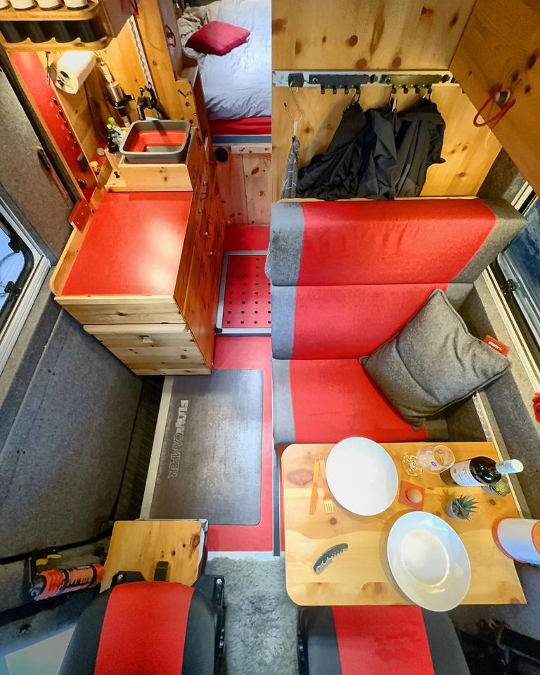 Flowcamper Max Autark: Alles zum Offroader mit Modul-Ausbau