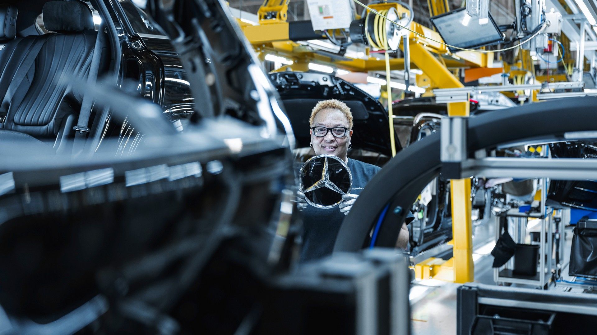 US crackdown on Chinese cars could kill Mercedes-Benz in America