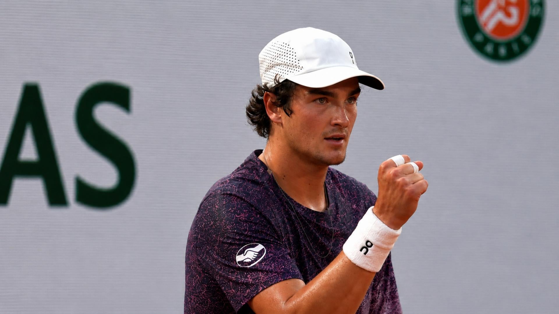 Joao Fonseca edges Casper Ruud at Roland Garros for first major QF