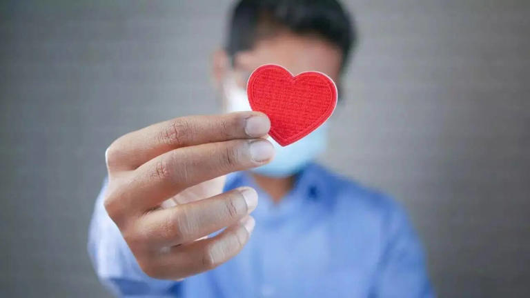 Foods to eliminate from your diet to lower cholesterol naturally