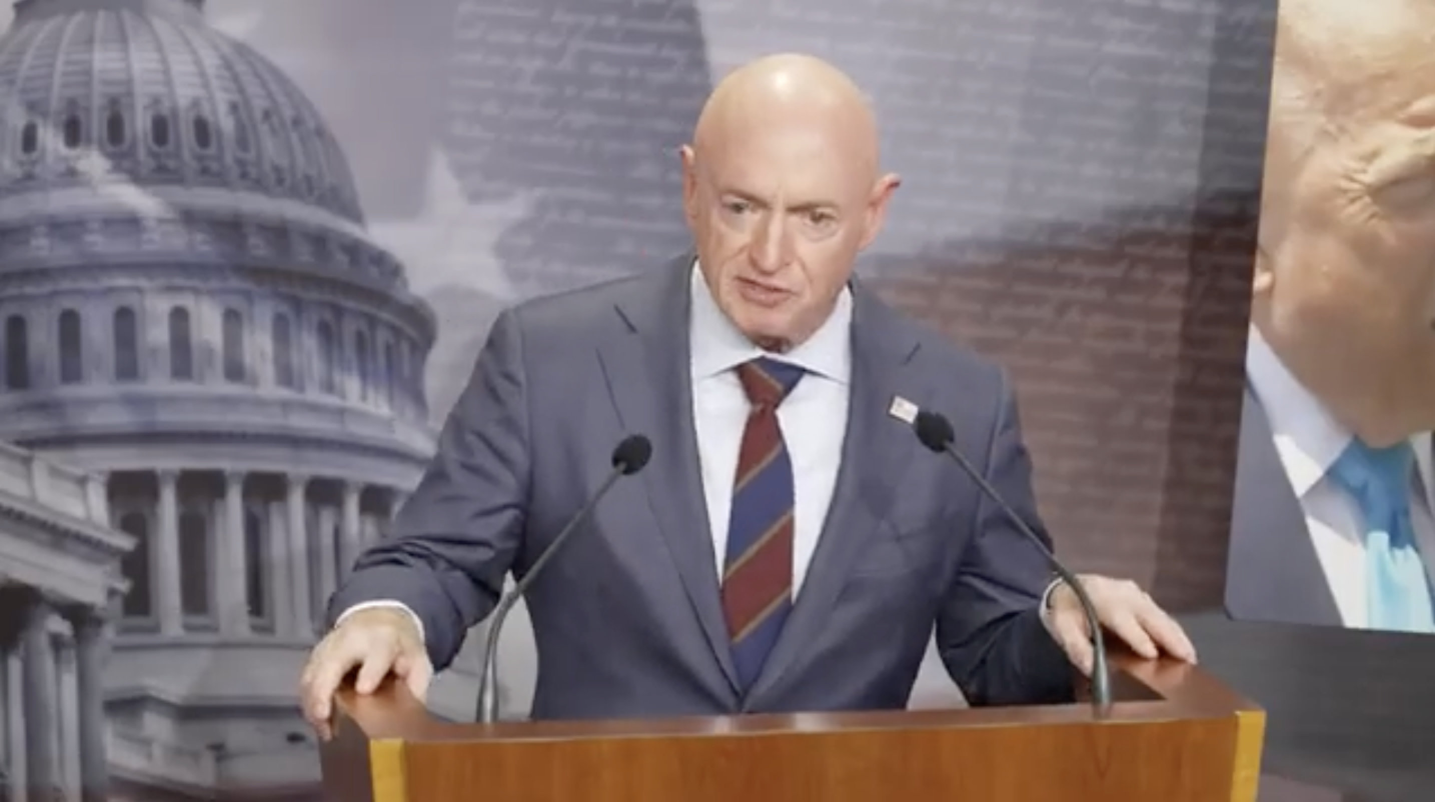 'Trump should be ashamed of himself': Mark Kelly rebukes Trump over DOJ ...