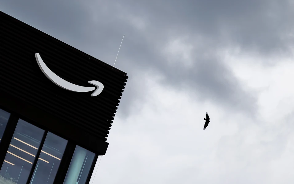 Amazon and Alphabet set records in foreign bond markets
