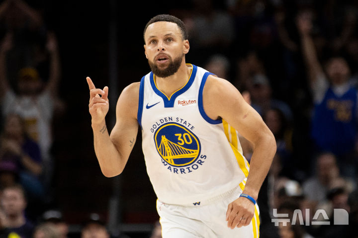 NBA GSW 커리, 중국 브랜드 리닝과 10년 장기 후원 계약