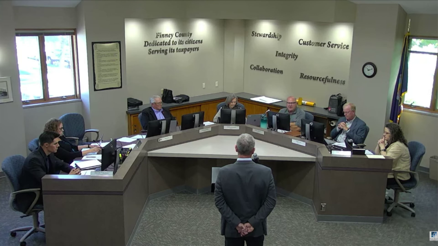Finney County advances major solar and battery storage proposal