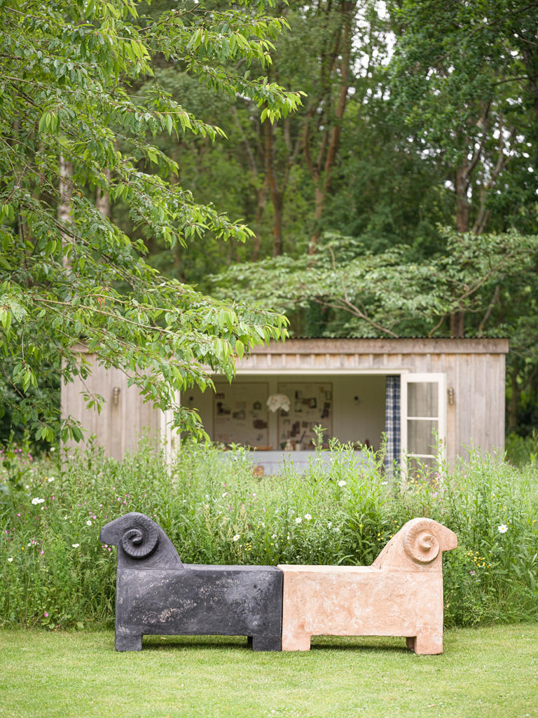 5 things that'll make your garden feel like the grounds of a five-star ...