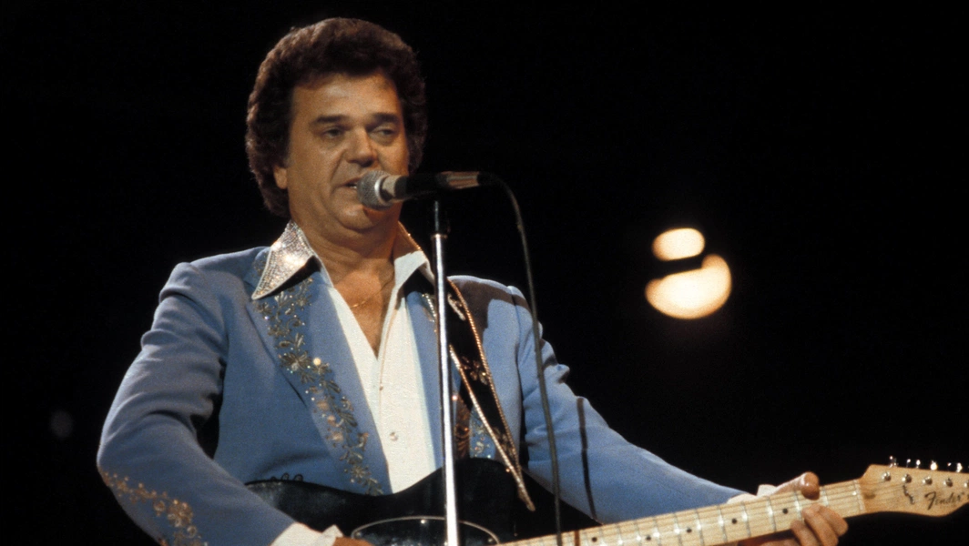 12 country stars who changed their names