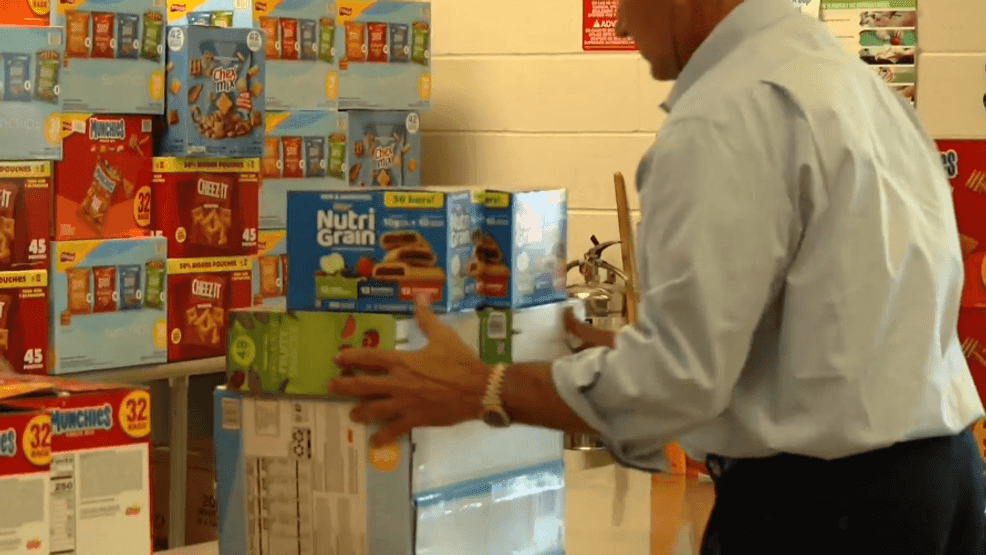 Governor and First Lady deliver snacks to Jefferson City Boys and Girls ...
