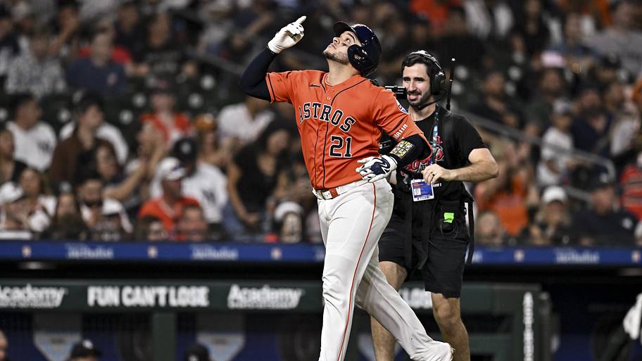 Astros' catching situation isn't as simple as it seems