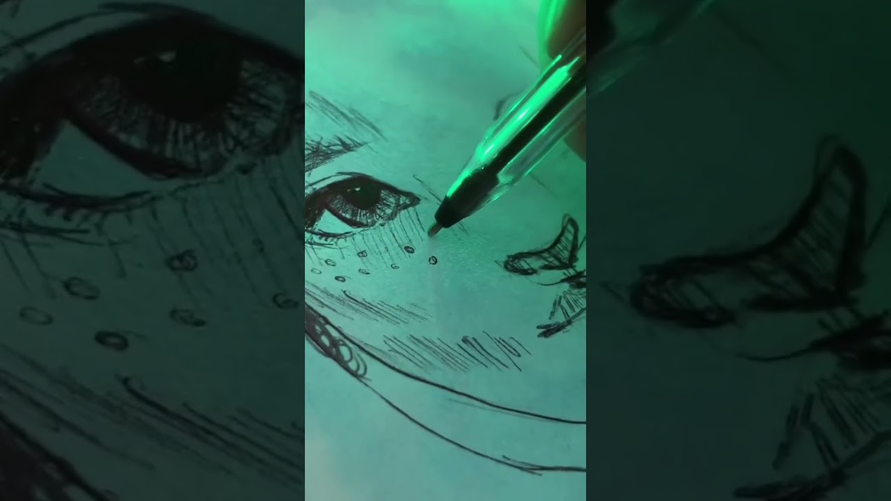 Dibujo creativo de avatar: ¡Arte con paleta azul y acuarela!
