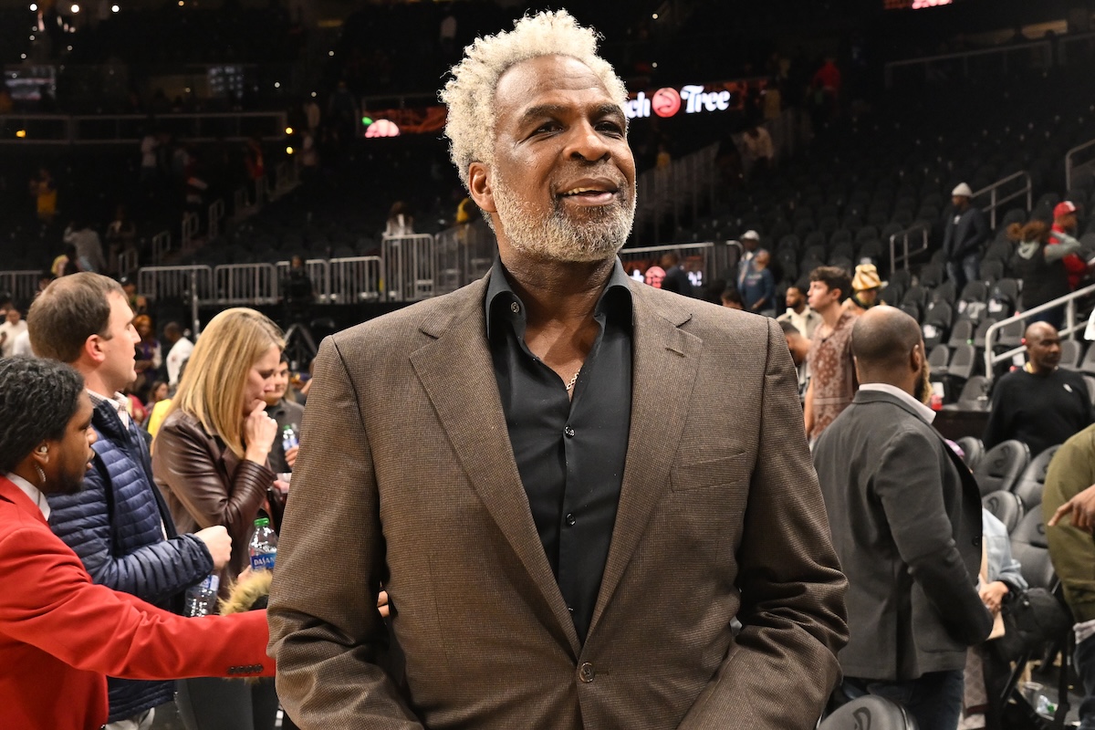 Charles Oakley says Patrick Ewing wasn't a good leader like Jalen Brunson