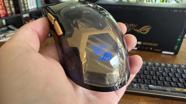 ASUS upgraded its best gaming mouse for ROG's 20th anniversary, and I ...