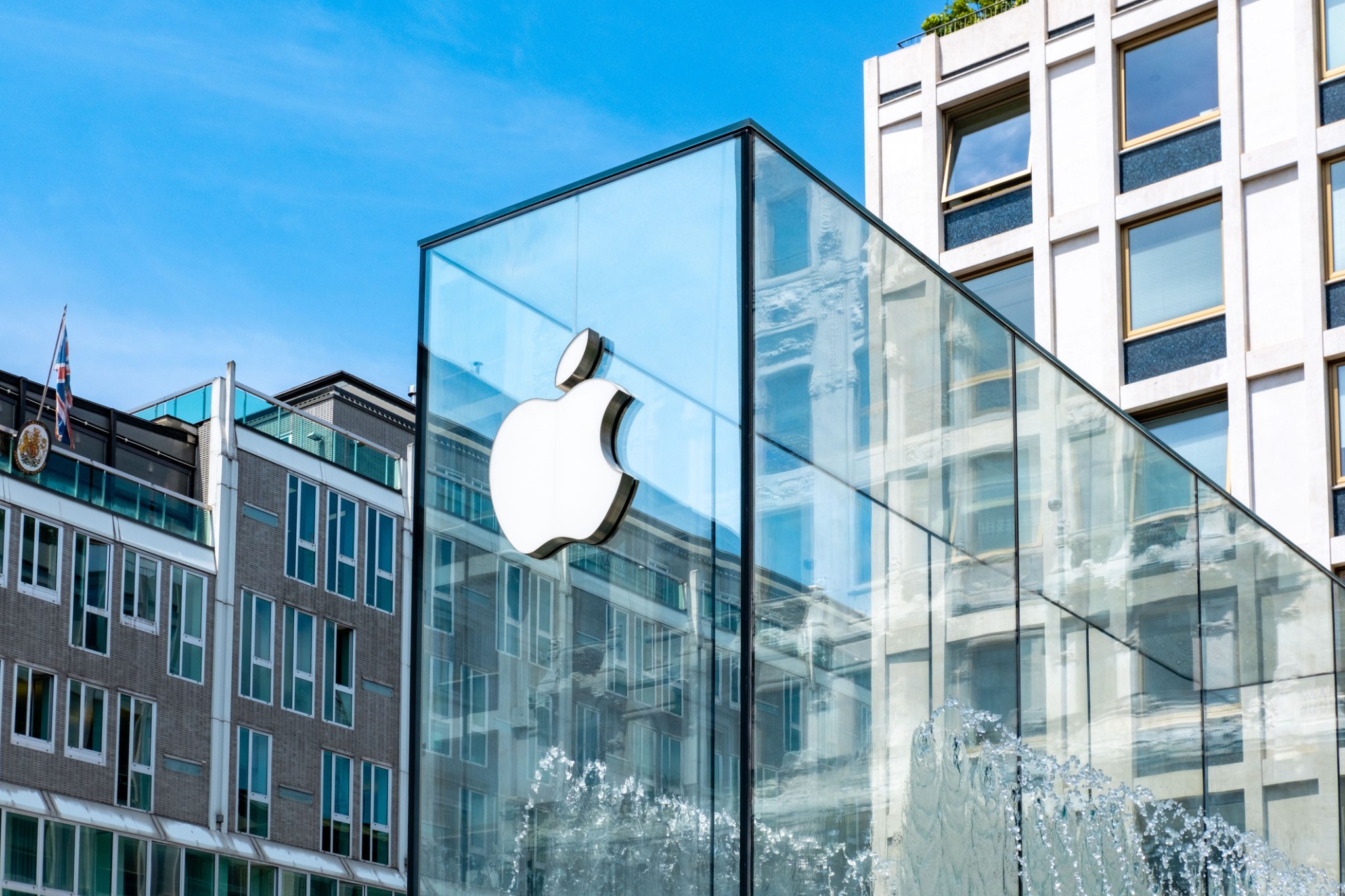 Apple to add new anti-theft feature—users notice major flaw
