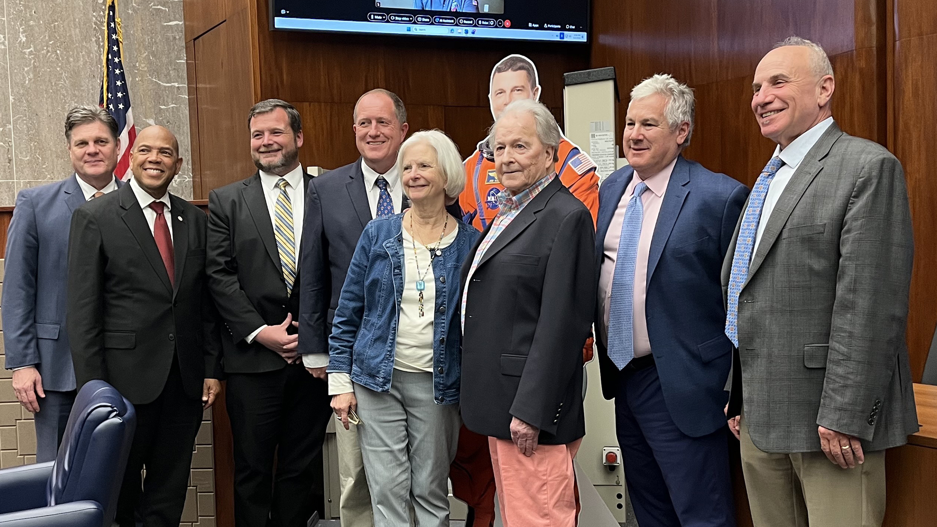 Baltimore County honors Cockeysville native, Artemis II astronaut Reid ...
