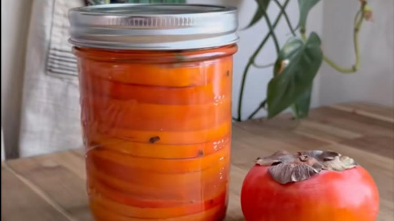 10 best fresh fruits to pickle this summer