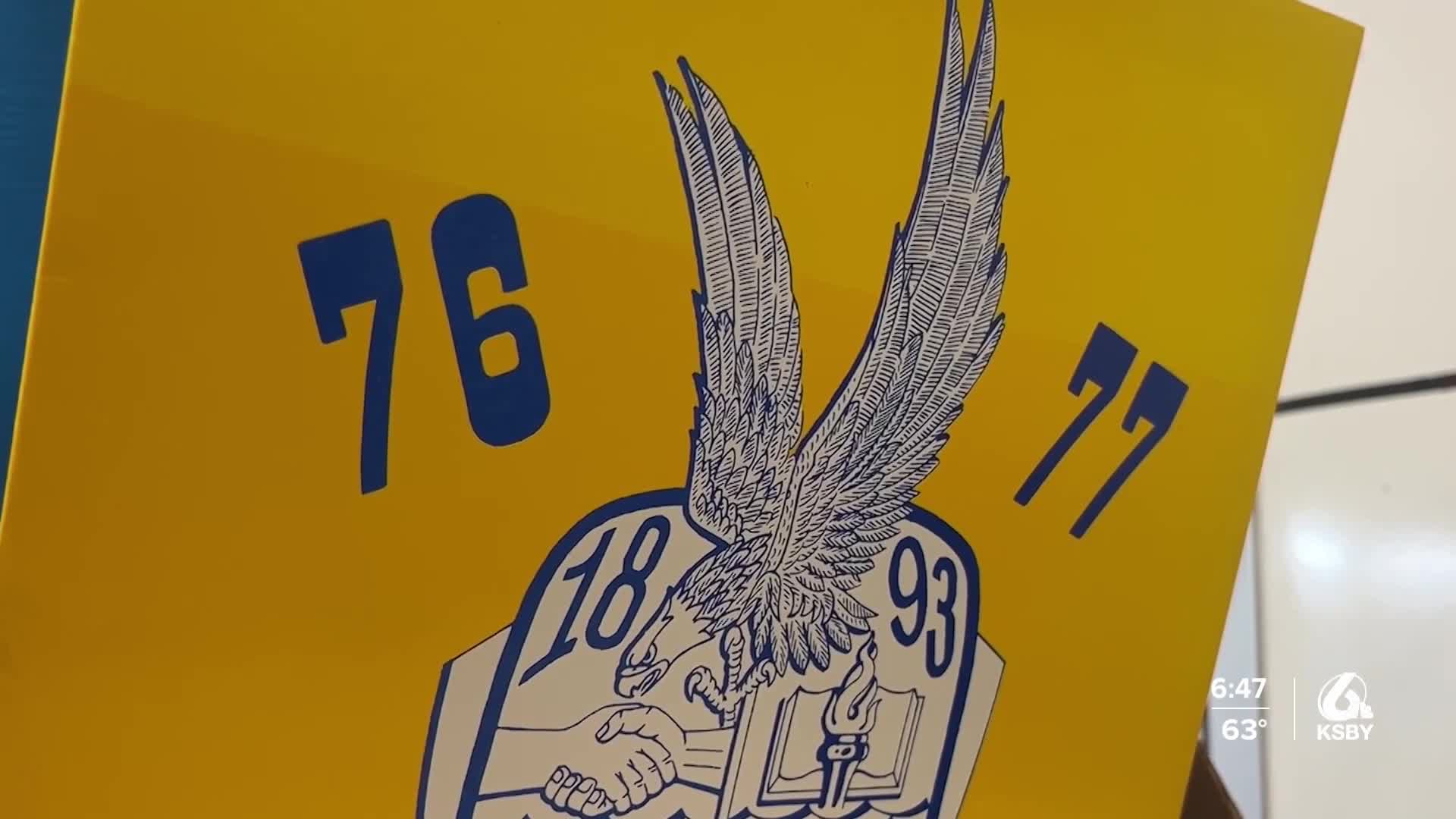 AGHS history students create museum from class of 1976 mementos