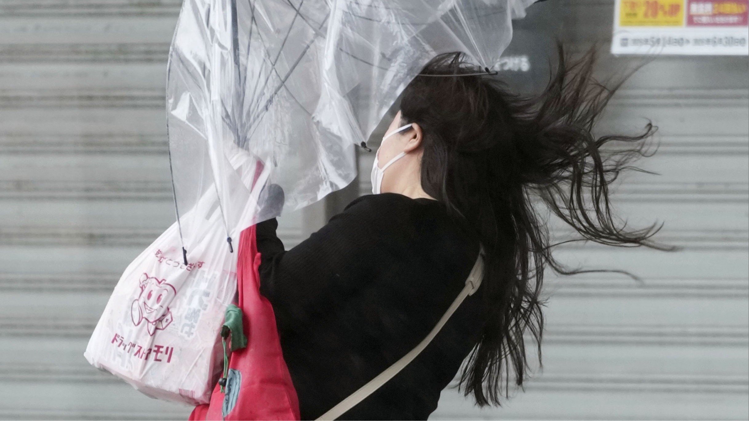 Typhoon Jangmi moves north toward Japan's Kyushu after battering Okinawa