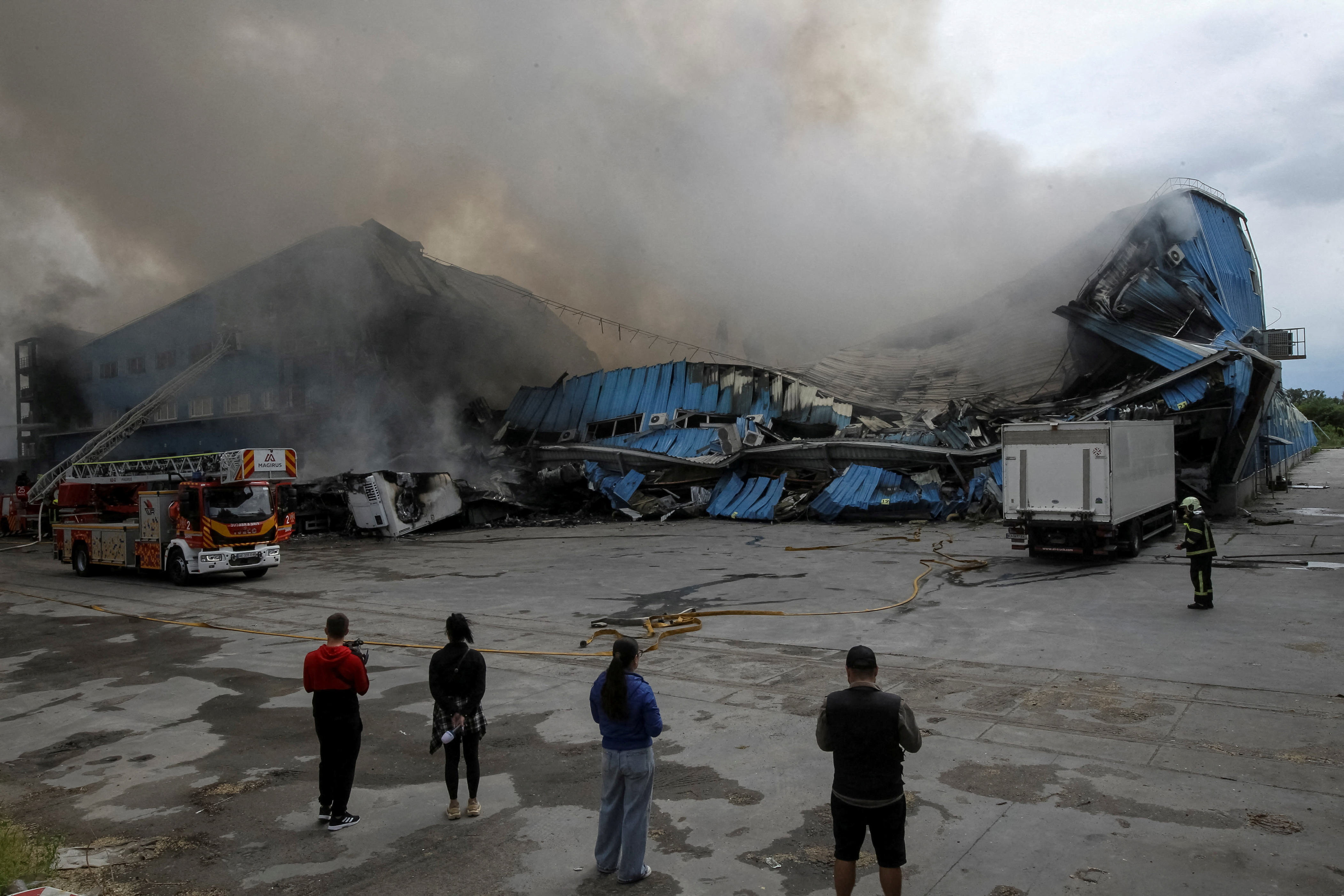 Four dead as Russia launches major attack across Ukraine, authorities say