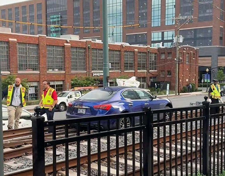Car found on Blue Line tracks in South End disrupts morning light rail ...