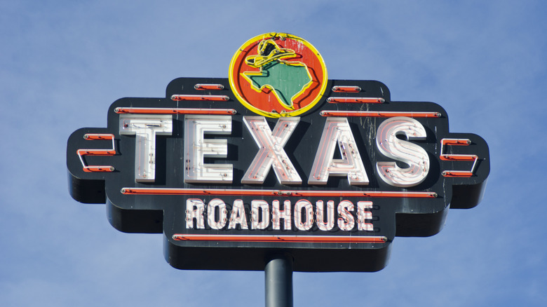 6 Texas Roadhouse items that vanished from the menu