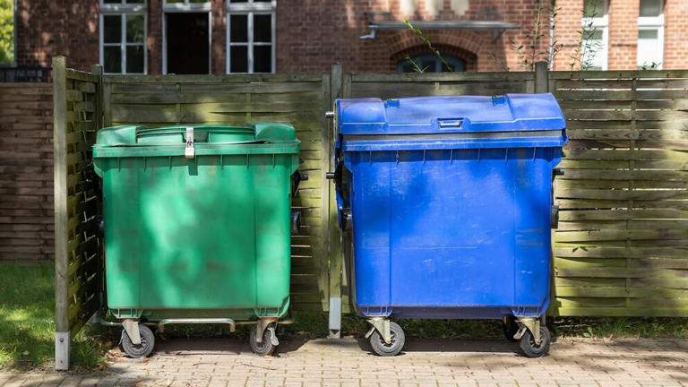 How far can the trash bin be from the apartment?
