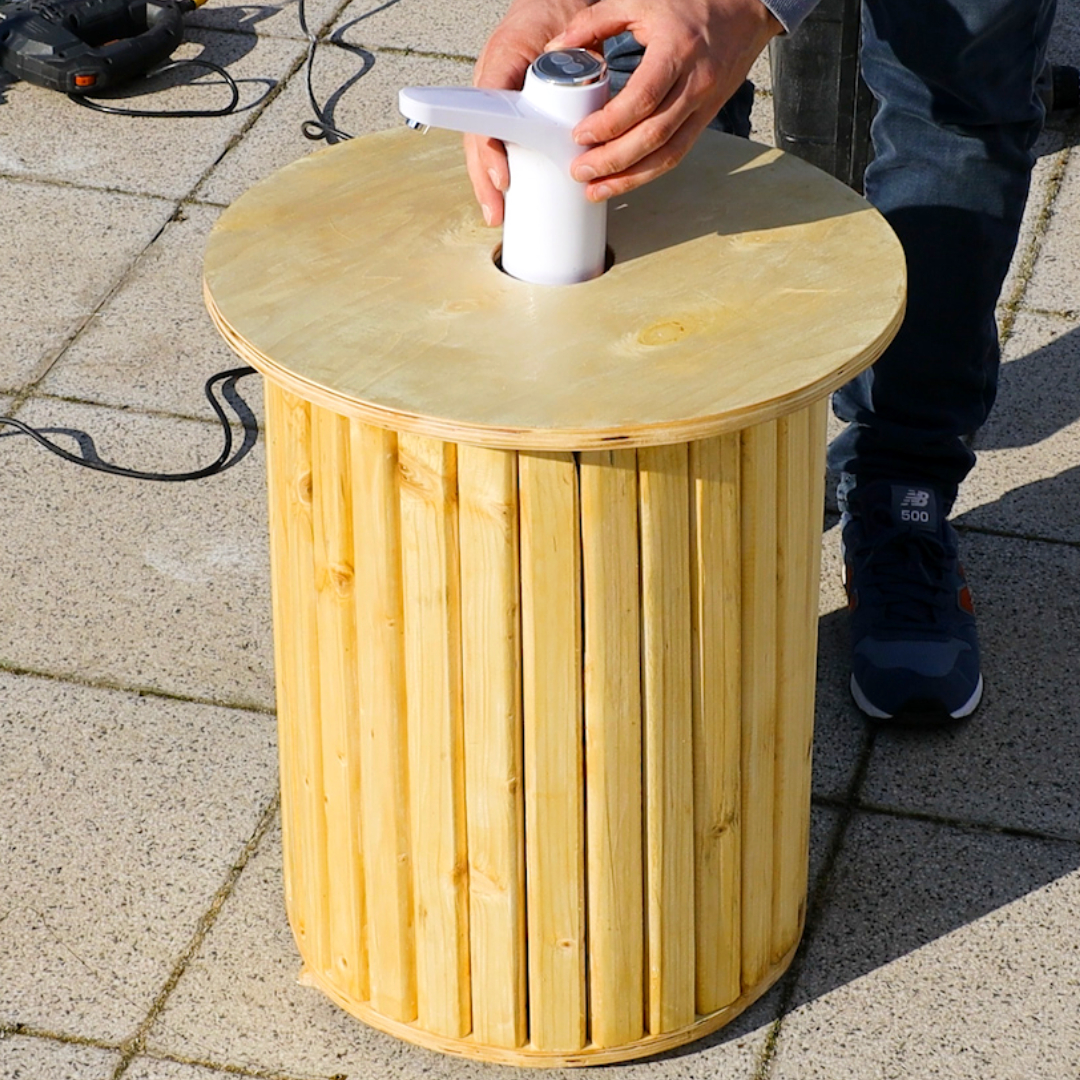 DIY wooden water dispenser!💦