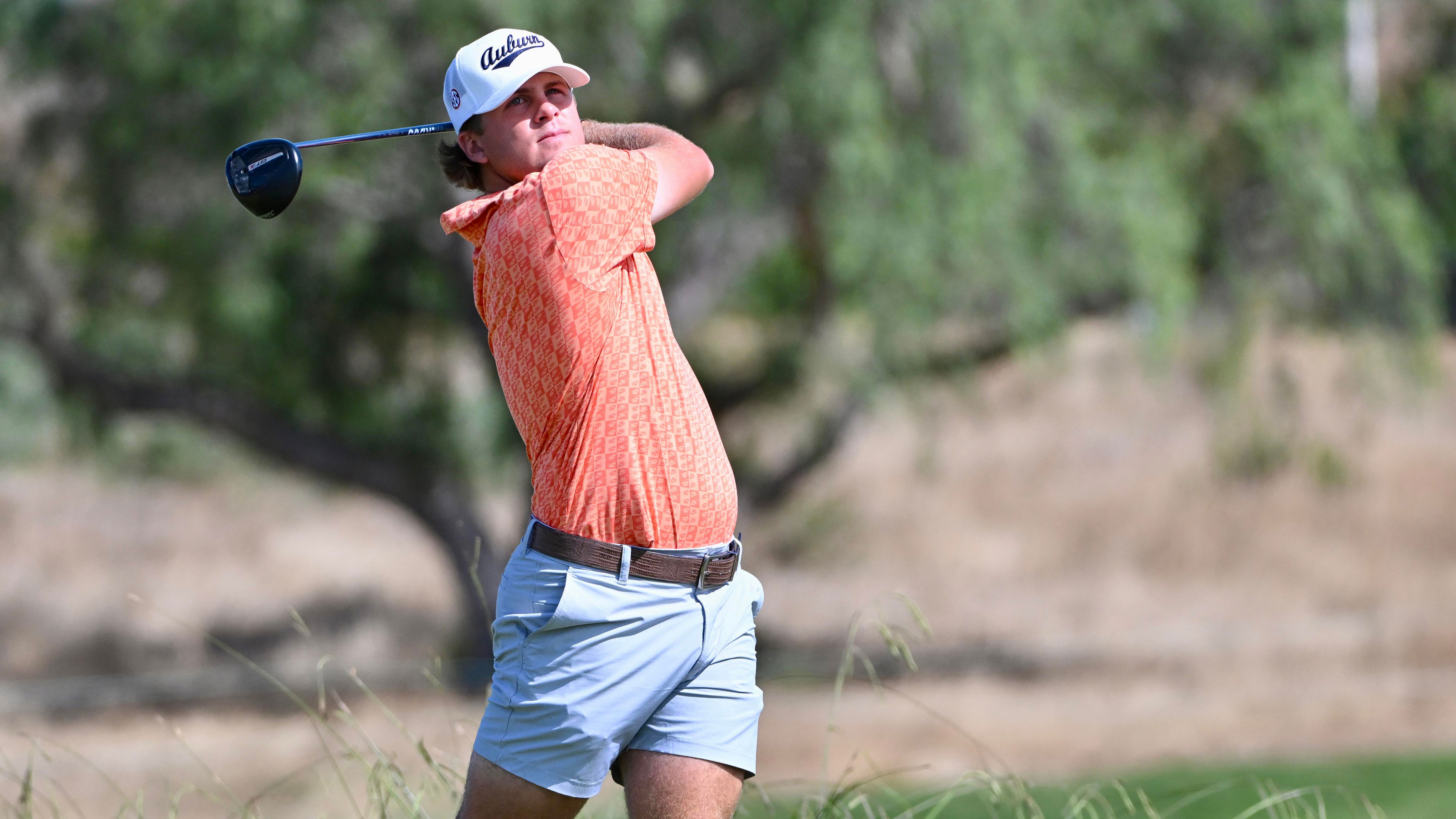 Auburn advances to match play as No. 1 seed