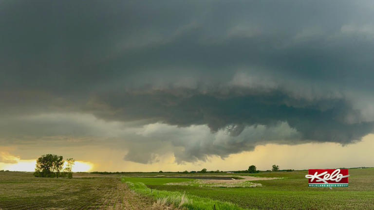Storm Center PM update: Lingering chances for severe weather