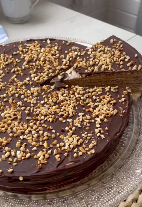 Tarta Reese’s casera: postre de chocolate y crema de cacahuete fácil
