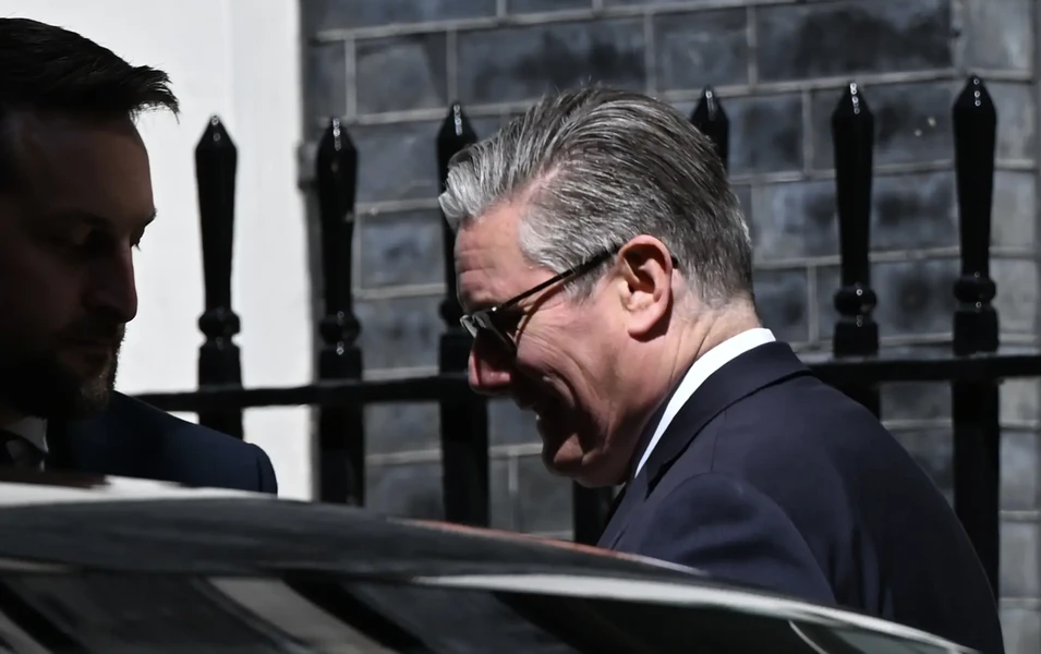 Starmer chairs cabinet as Mandelson files reveal Labour rift