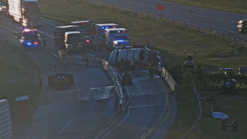 One person hurt after construction zone crash blocks SB I-380 in Linn ...