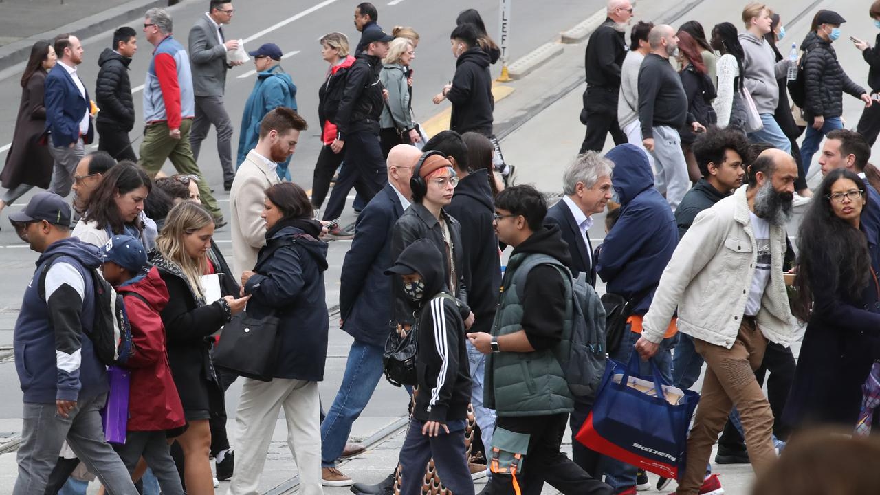 Australia hits new population milestone