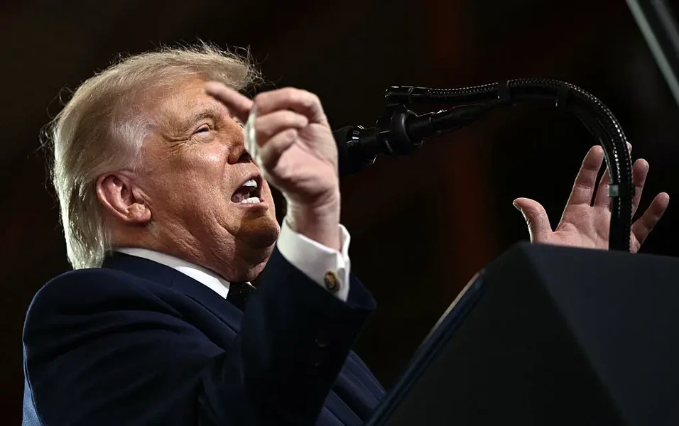 Survey finds 94% of legal experts see Trump term as bigger threat