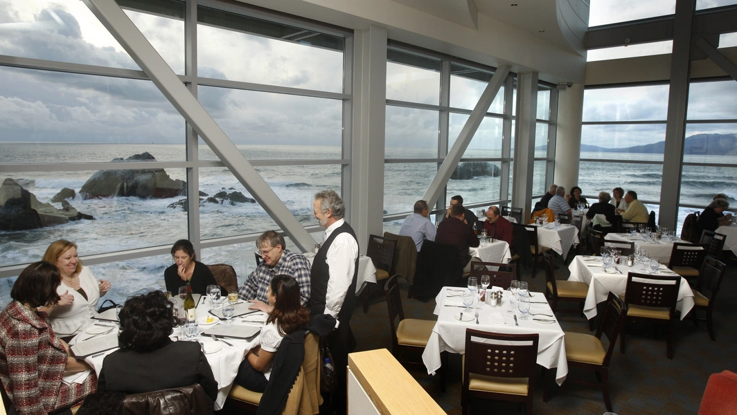 21 iconic and unique US dining experiences